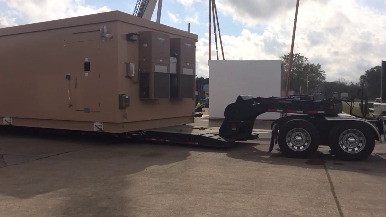 Oversize Load: 2 Section Building - YouTube