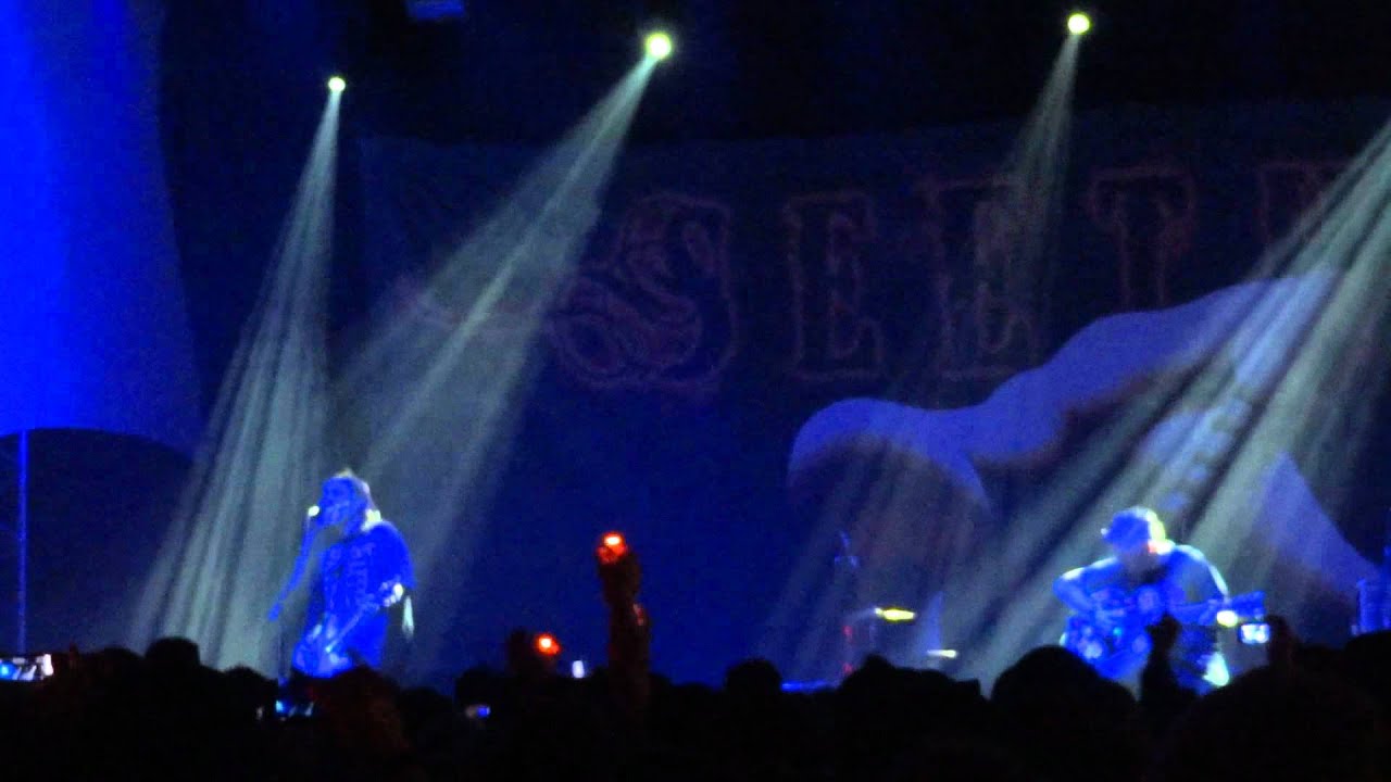 Seether - Broken LIVE @ Eulachhalle Winterthur HD - YouTube