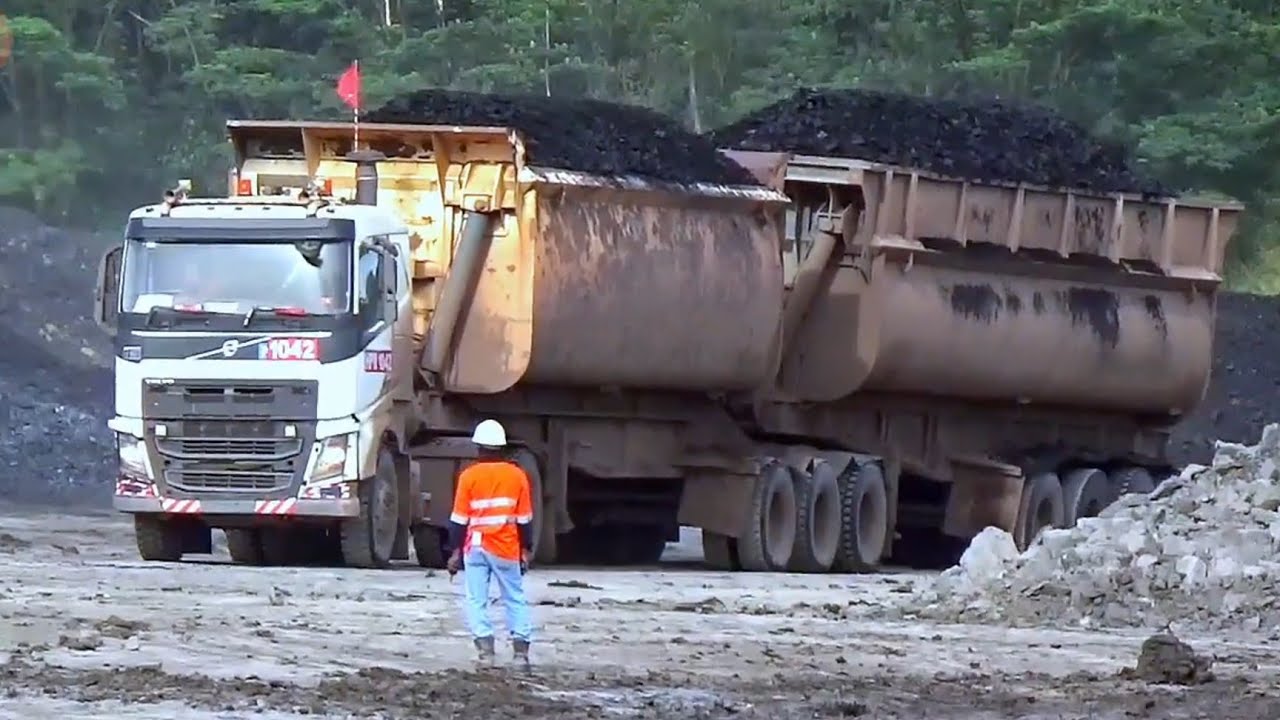 PT. DMP_ coal hauling. #truck #volvo - YouTube