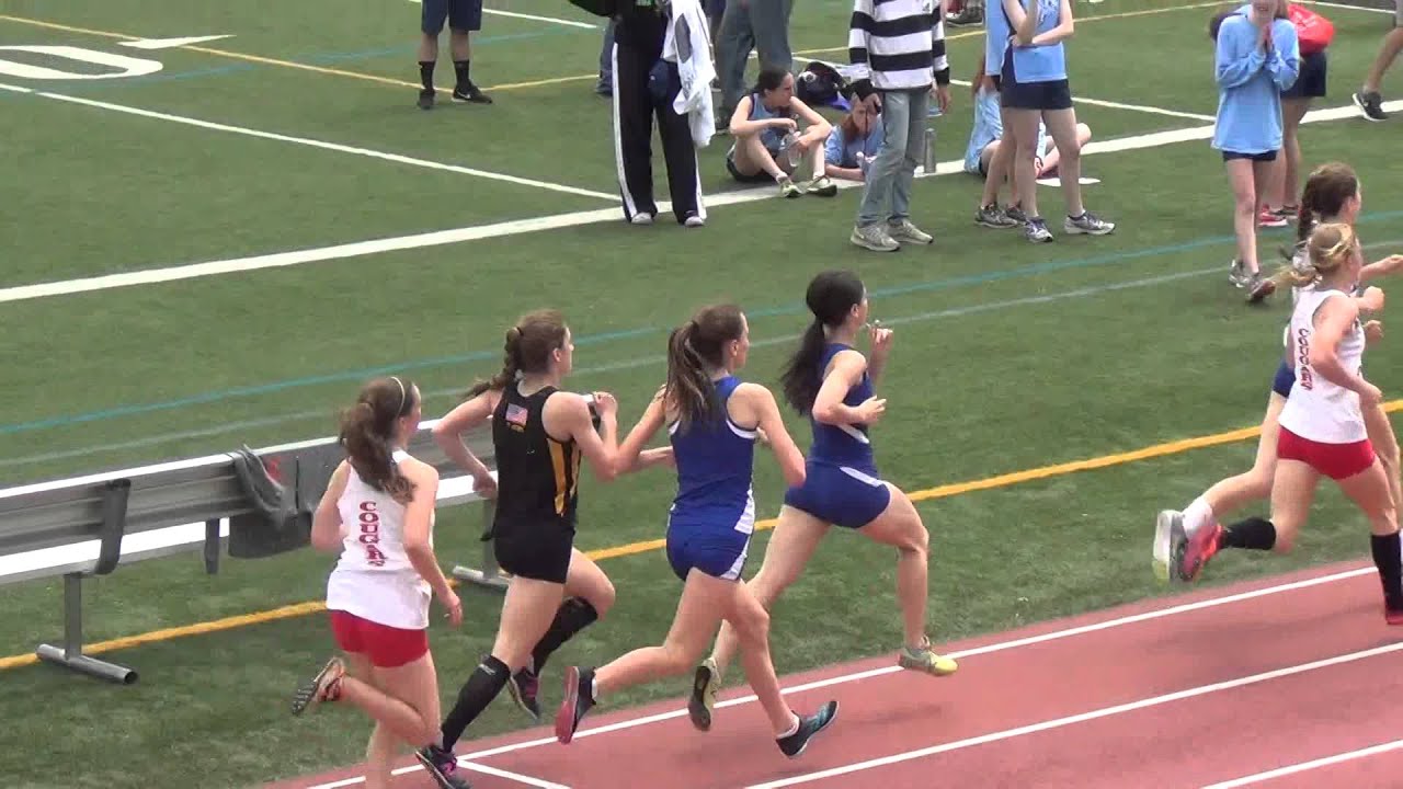 SJB Girls run the Girls 800m at League Champs - YouTube