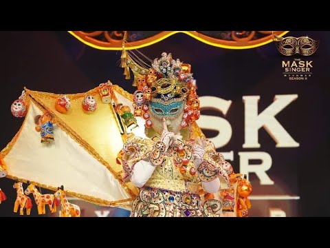 “အရုပ်မယ်”အဖြစ် မမမိစန္ဒီ ရဲ့ The mask singer Myanmar အမှတ်တရများ - YouTube