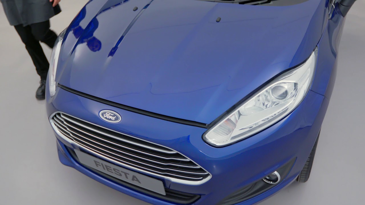 Come aprire e chiudere il cofano correttamente | Ford Italia - YouTube