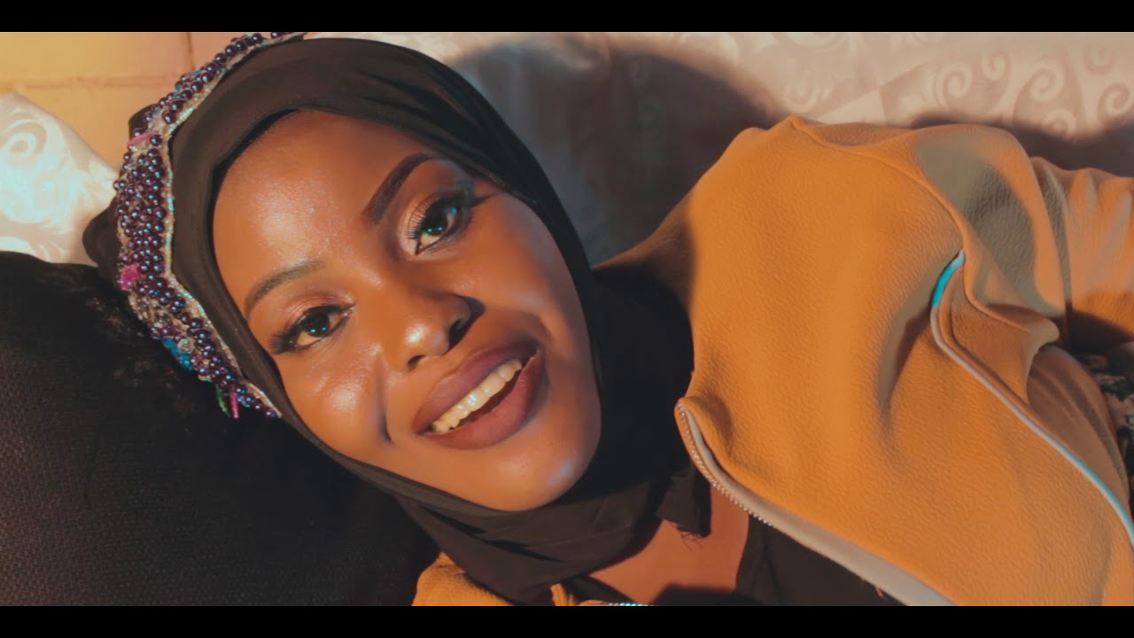 Ramadhan Kareem By Mariam MacQueen Official HD Video - YouTube
