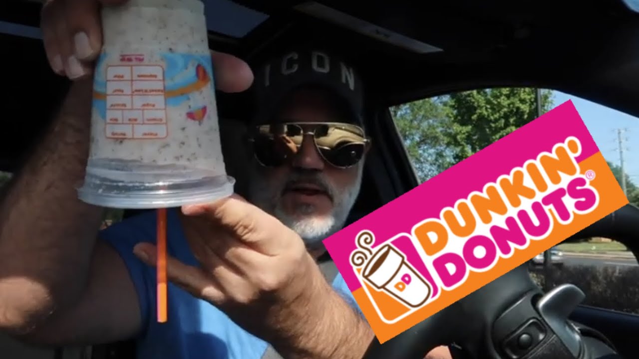 TRYING DUNKIN DONUTS KIT KAT COOLATTA! - YouTube