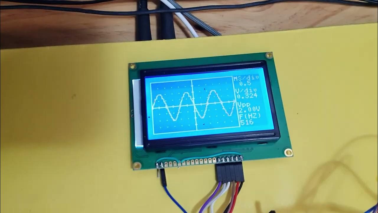 Trying out a DIY Arduino Nano / ST7920 128x64 Oscilloscope with my Korg ...