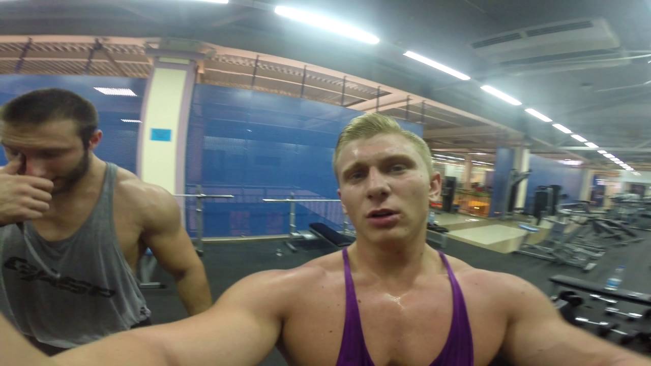 Bodybuilding VS Men's Physique, 110kg VS 92kg. Тренировка Груди и Плеч ...