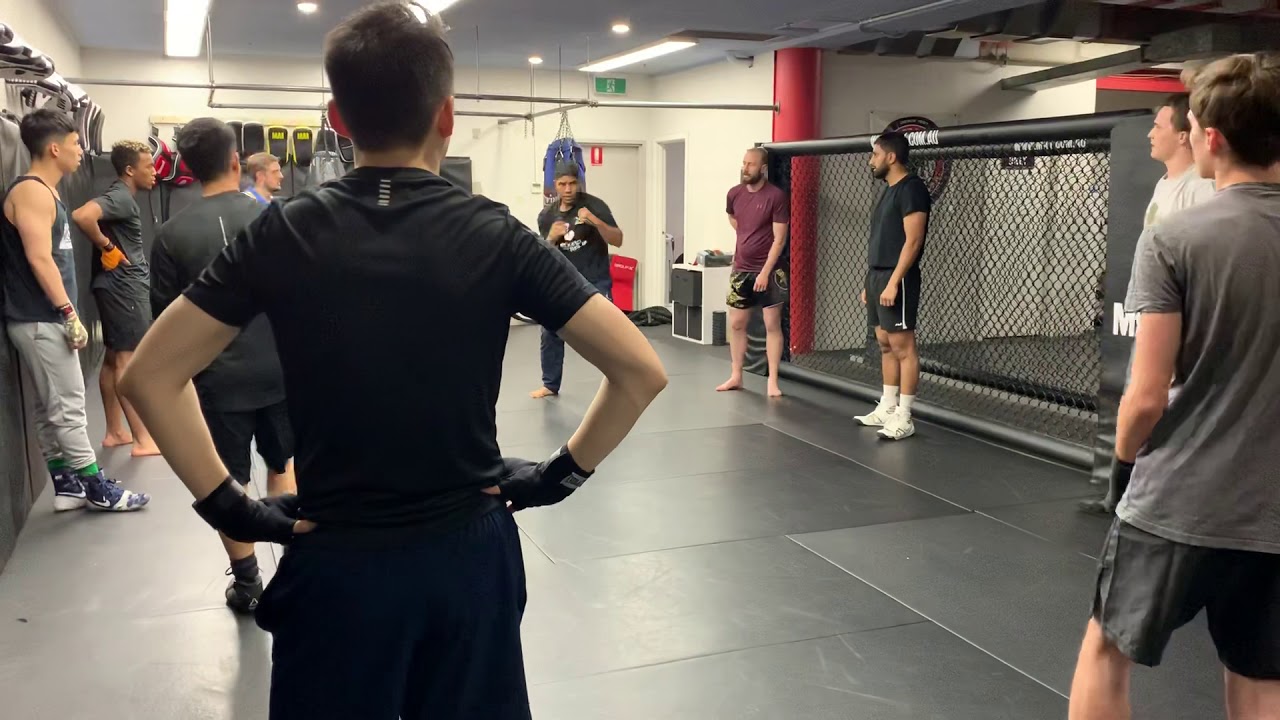 Boxing coaching by Pradeep Sihag - YouTube