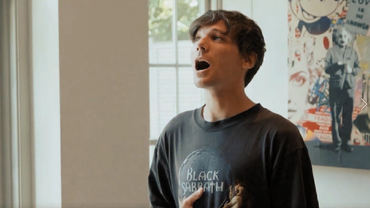 Louis Tomlinson Working On His Vocals w/ Helene Horlyck | ‘Away From ...