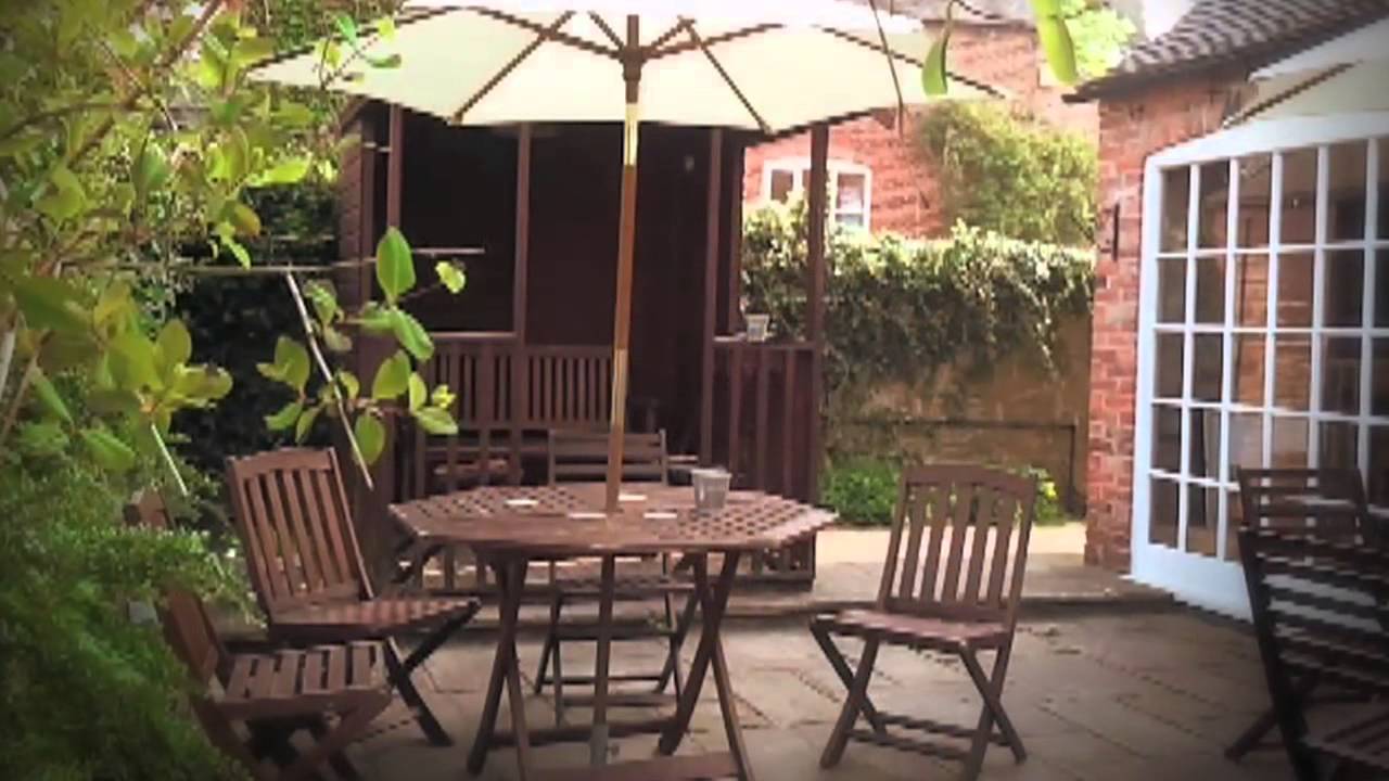 The Crown Inn - Marston Montgomery - YouTube