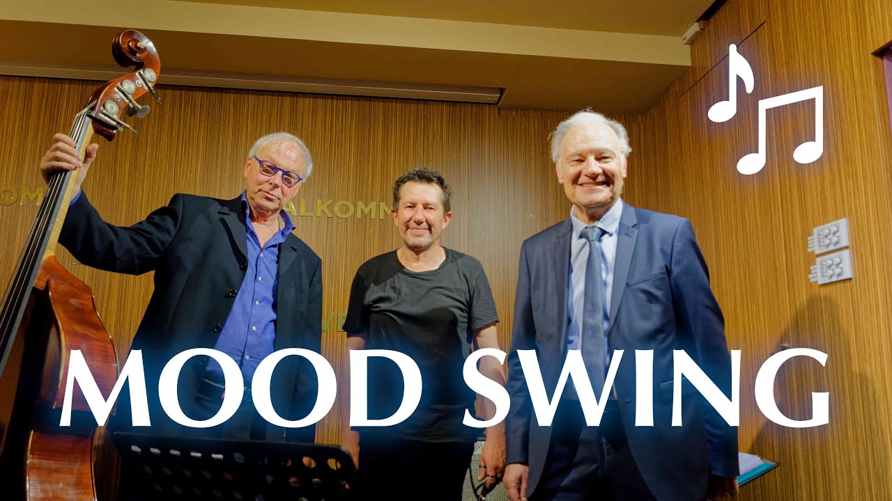 Mood Swing - Concert - YouTube