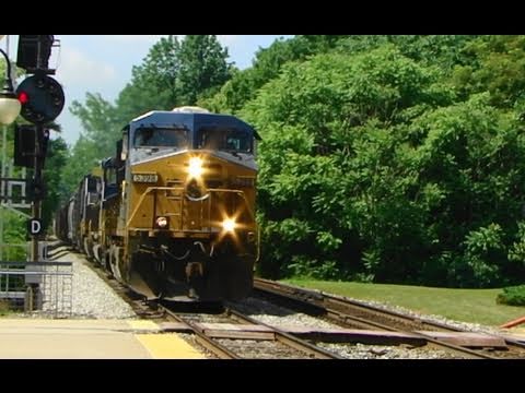 Fast Freight Train @ Dorsey Station - YouTube