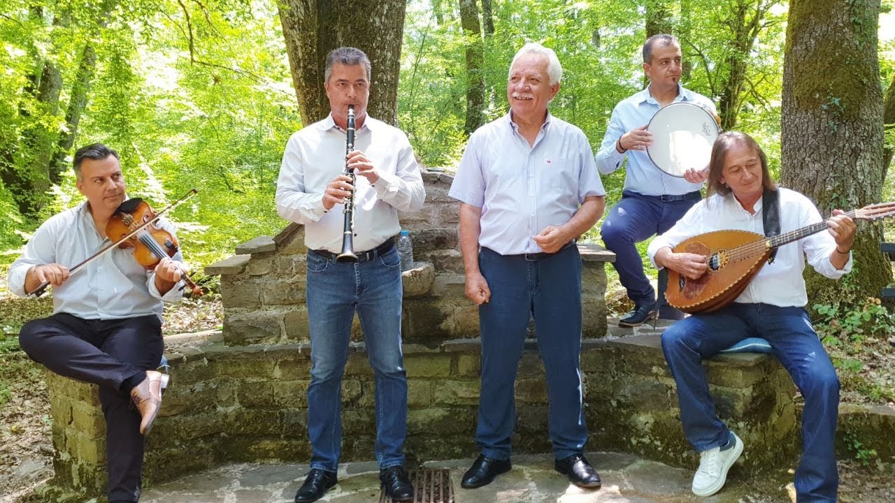 Η ΑΣΗΜΟΥΛΑ...ΣΕ ΗΧΟ ΦΥΣΙΚΟ, ΜΕ ΤΗΝ ΟΡΧΗΣΤΡΑ ΤΟΥ ΜΑΚΗ ΜΠΟΡΟΔΗΜΟΥ ΚΑΙ ...
