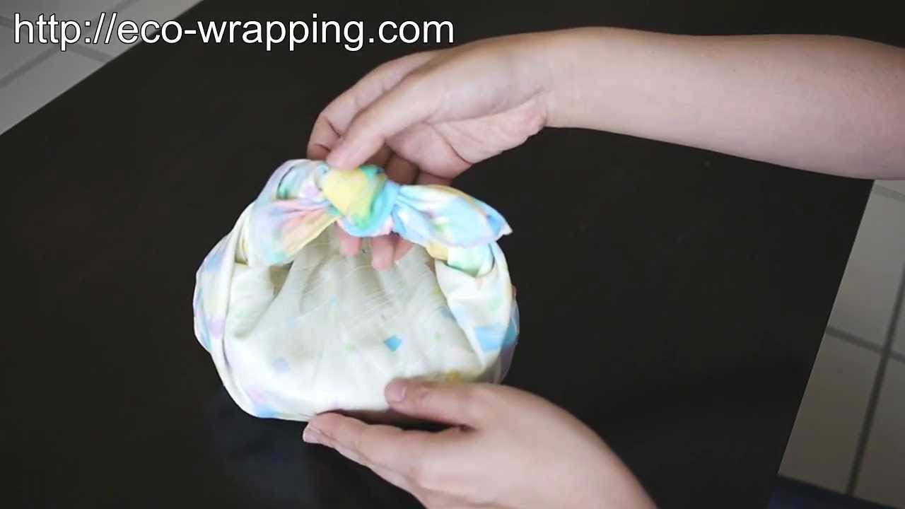 Bento box Furoshiki wrap with handle - YouTube