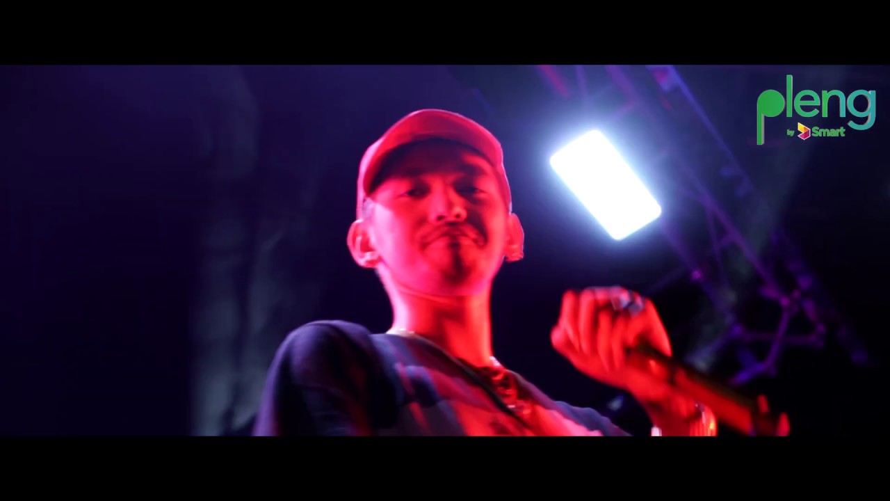 G-Devith សមឆាកសម្រាប់ការប្រគំតន្រ្តី “G-Devith Reborn Concert” - YouTube