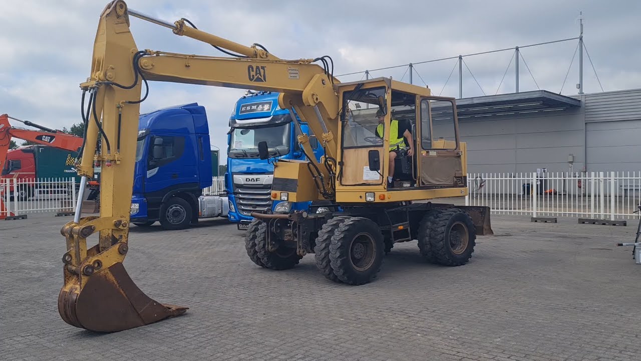 70147366 Caterpillar 206BFT - YouTube