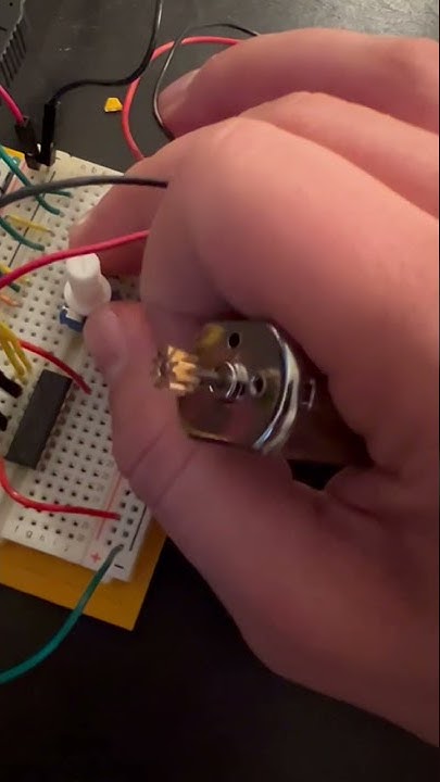 Arduino Zoetrope - YouTube