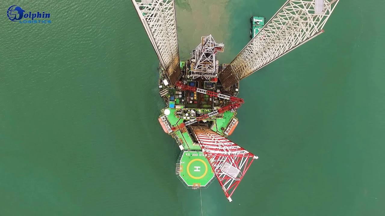 TOWING KS JAVA STAR 2 FROM OFFSHORE TO VUNG TAU PORT - YouTube