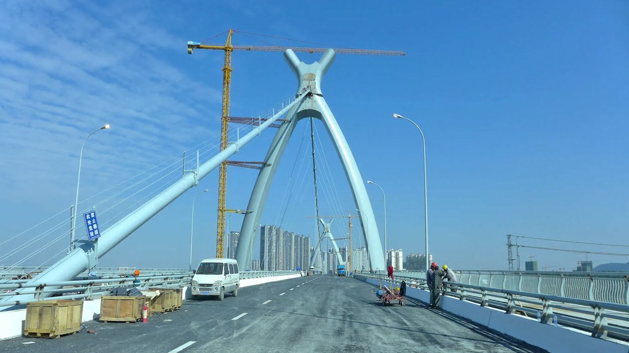 China's New Mega Bridges SHOCKED American Engineers - YouTube