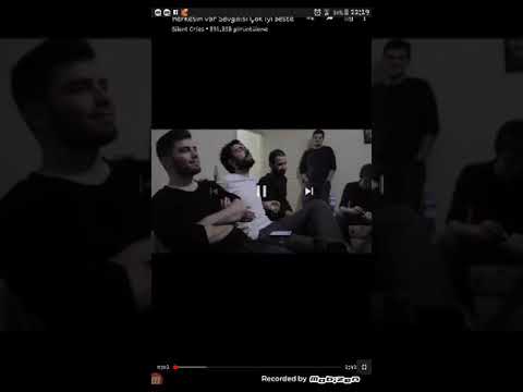 Herkesin yanında var bir sevgilisi