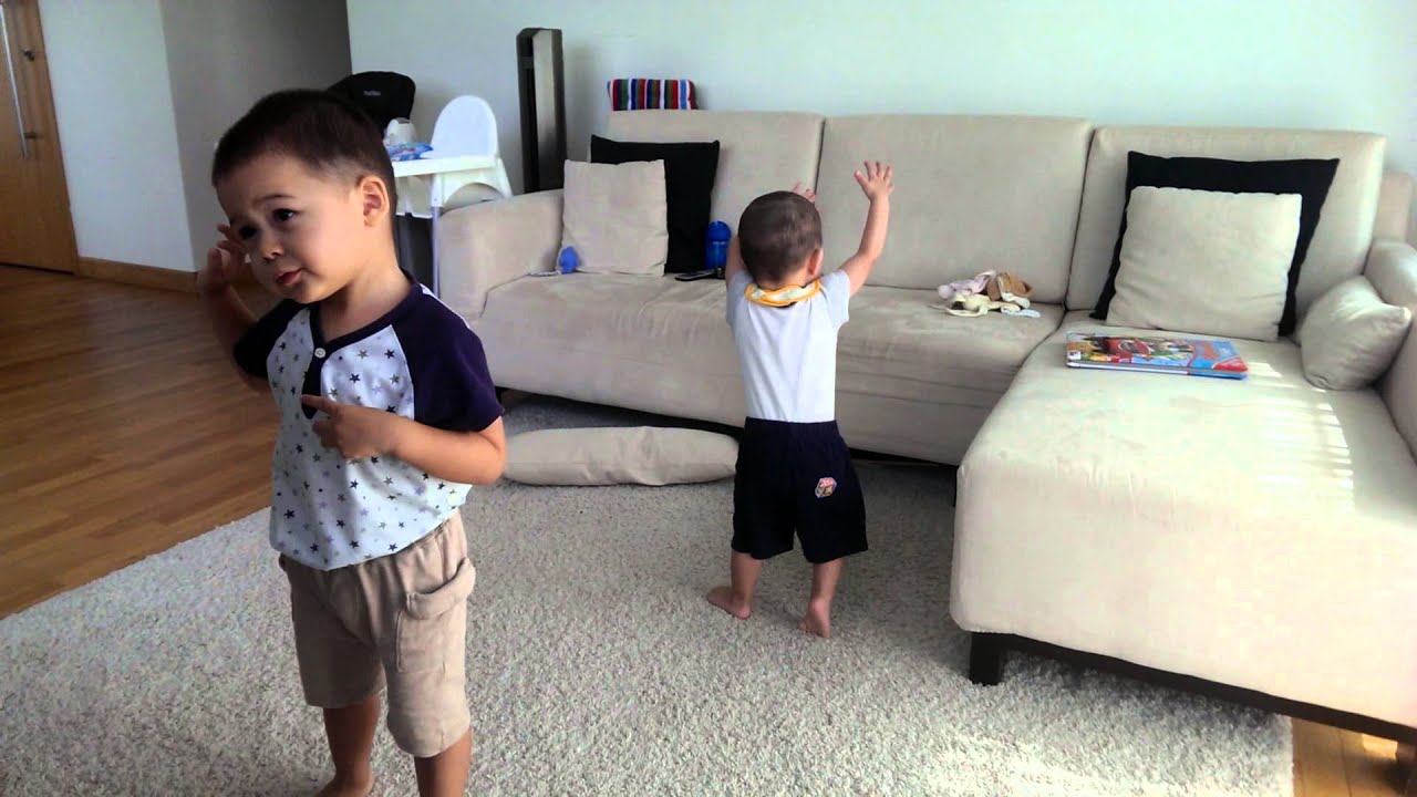 Dancing to the wiggles! - YouTube