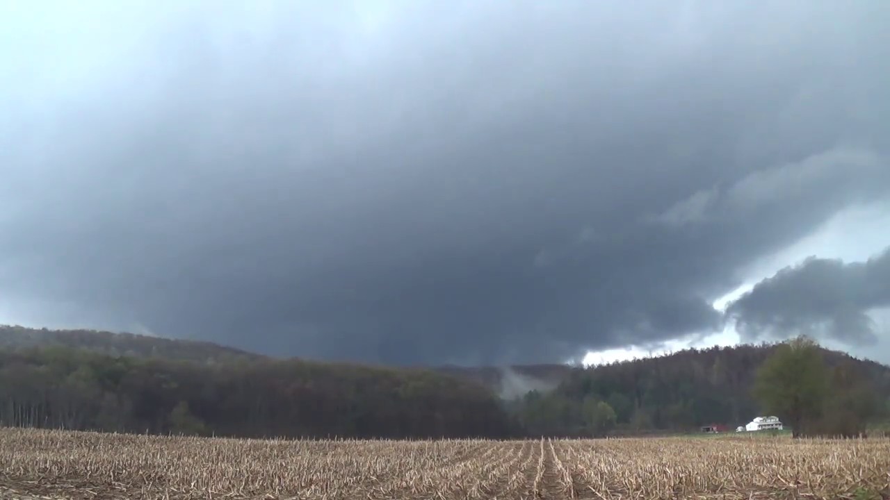 Tornadic supercell spinning like a top x4 Pennsylvania 4/20/17 - YouTube