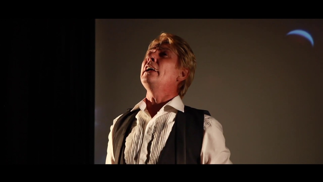 Graham Bowie - David Bowie Tribute Showreel - December 2018 - YouTube