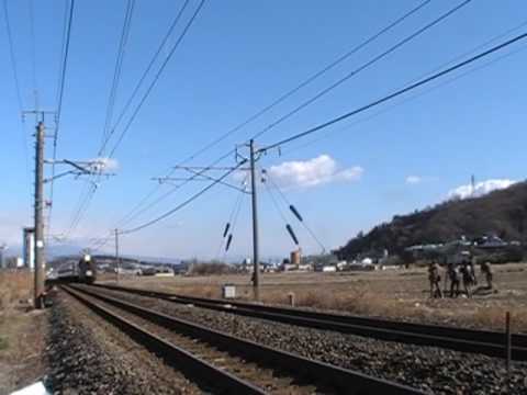JR-EF55など通過 - YouTube