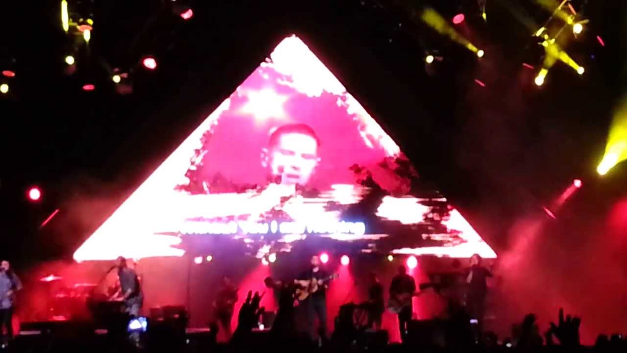 Hillsong United - Goiânia Arena Brazil - Tour Zion 2013 - HD - YouTube