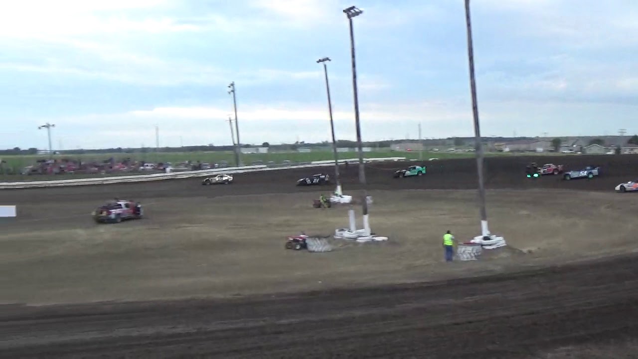 Late Model Street Stocks Heat Race 6-19-20 - YouTube