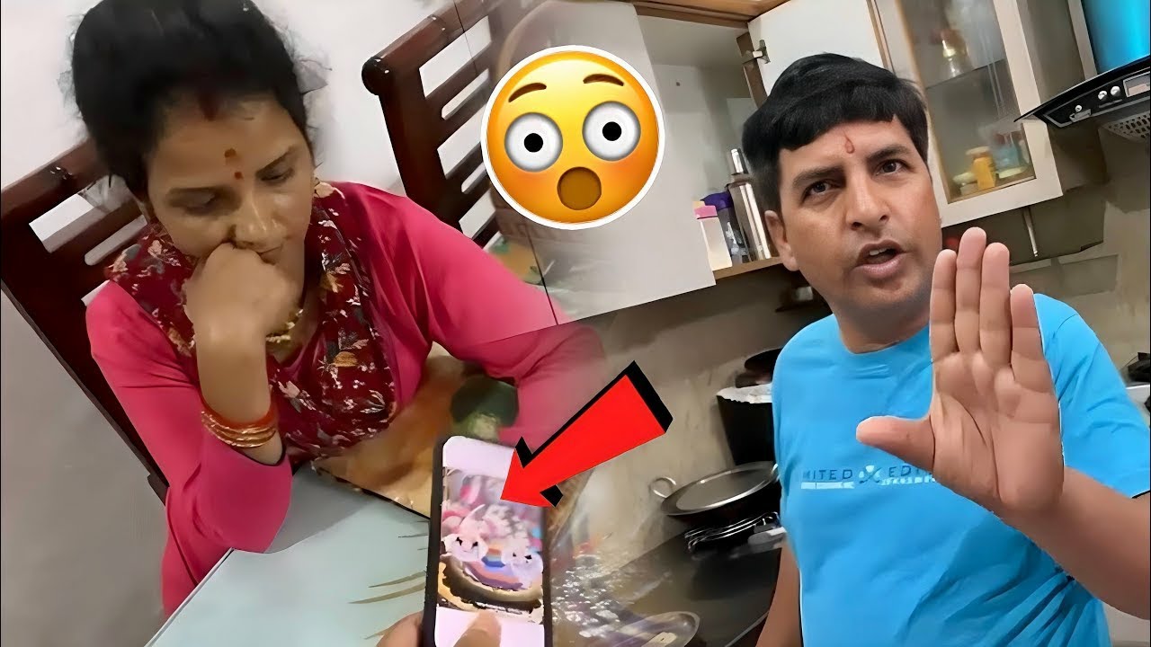 Chachi Ji Pakdi Gai || Sourav Joshi Vlogs 😱😱 - YouTube