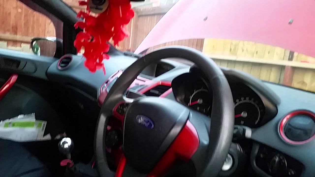 Stanced mk7 fiesta in the making - YouTube