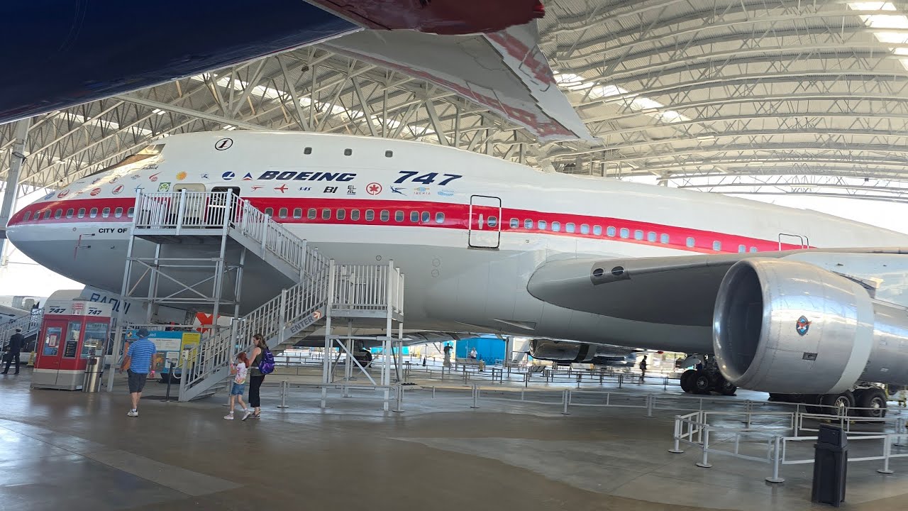 Inside the 1st Boeing 747 used for Testing and Refueling other Planes ...