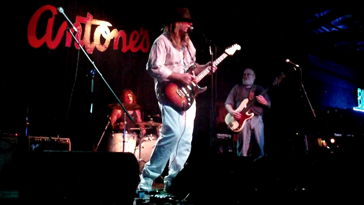 Keith Kinkle & Spare Change Texas Blues Antones - YouTube