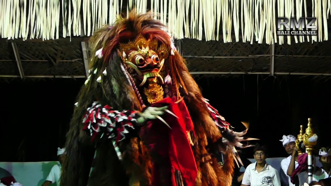 LEAK BALI - Tari Rangda Pura Dalem Alit Gulingan - YouTube