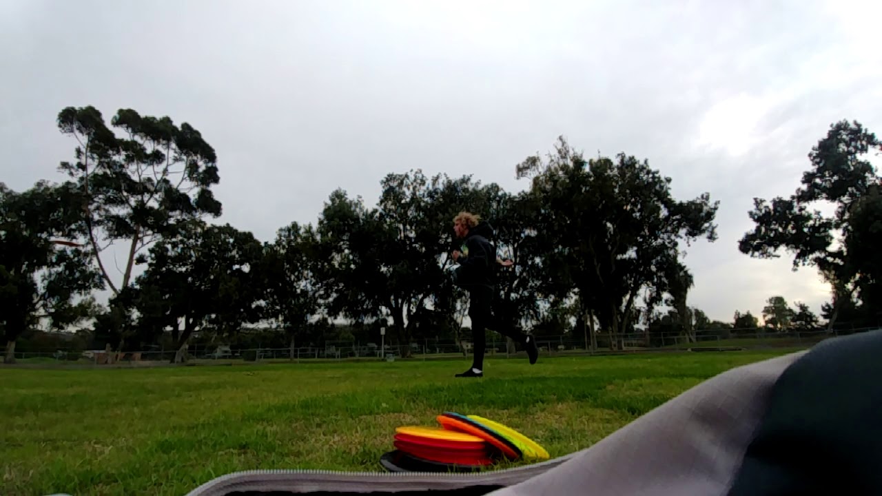 Dude I need help with my arm - Disc Golf Throwing Slow Mo - YouTube