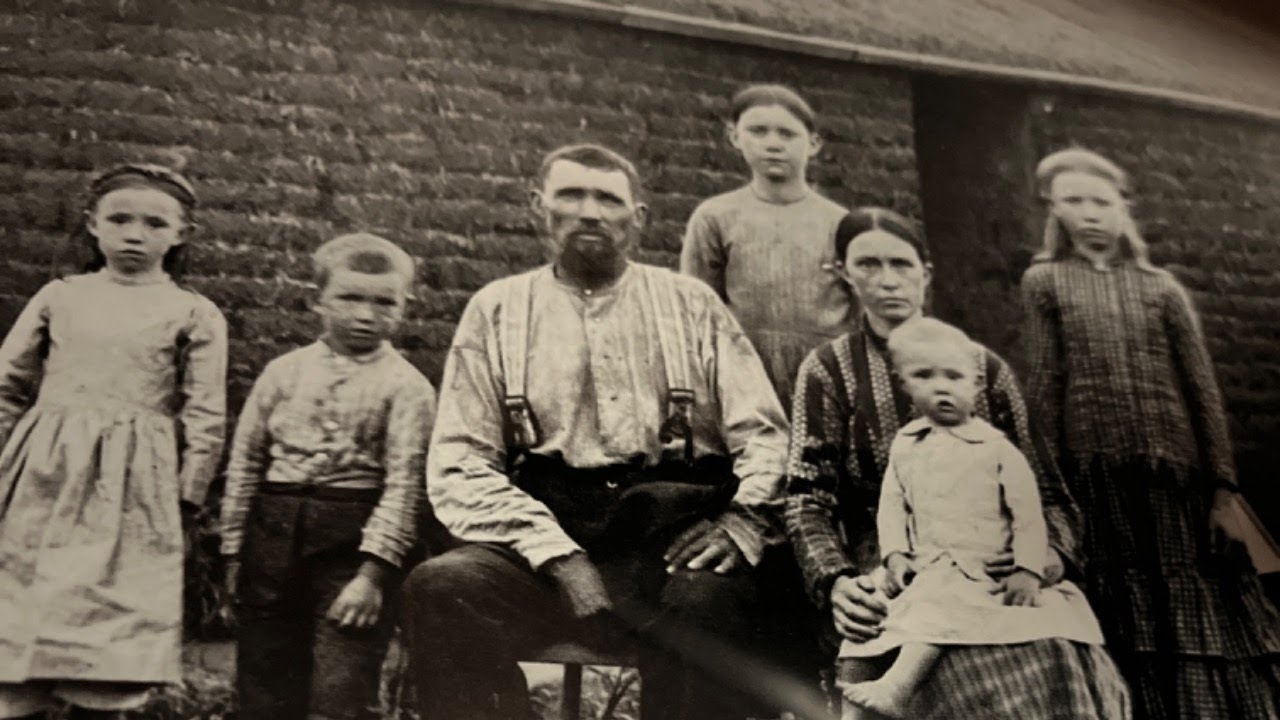 The Final Original Creeper Gallery Investigation - YouTube