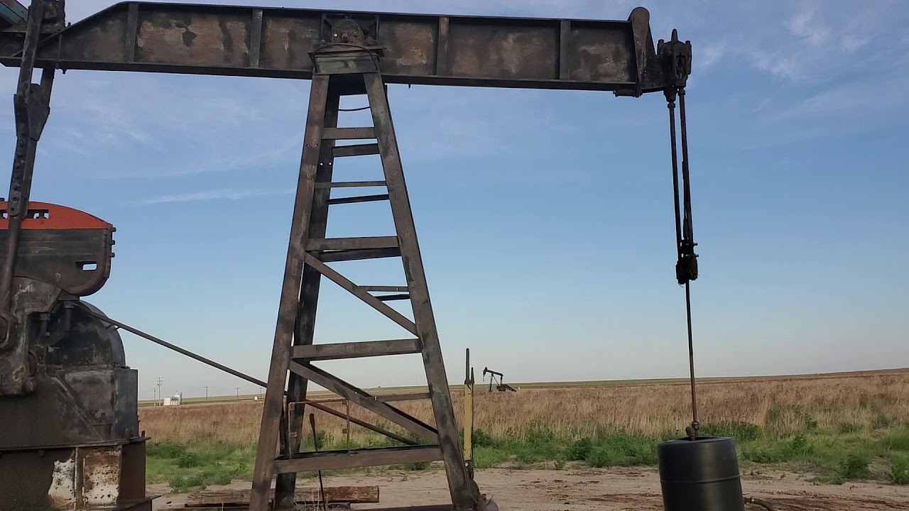 One armed ocs/Parkersburg pumping unit. - YouTube