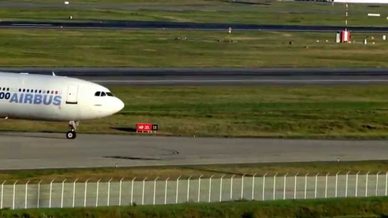 AIRBUS - A340 - 300 - PROTO AIRBUS - YouTube