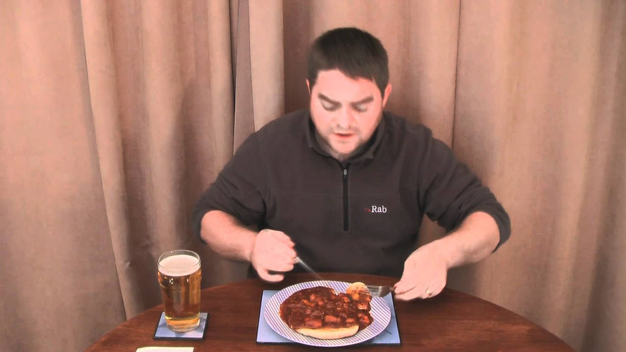 Asda's Scorching Hot Chicken Vindaloo Curry review - YouTube