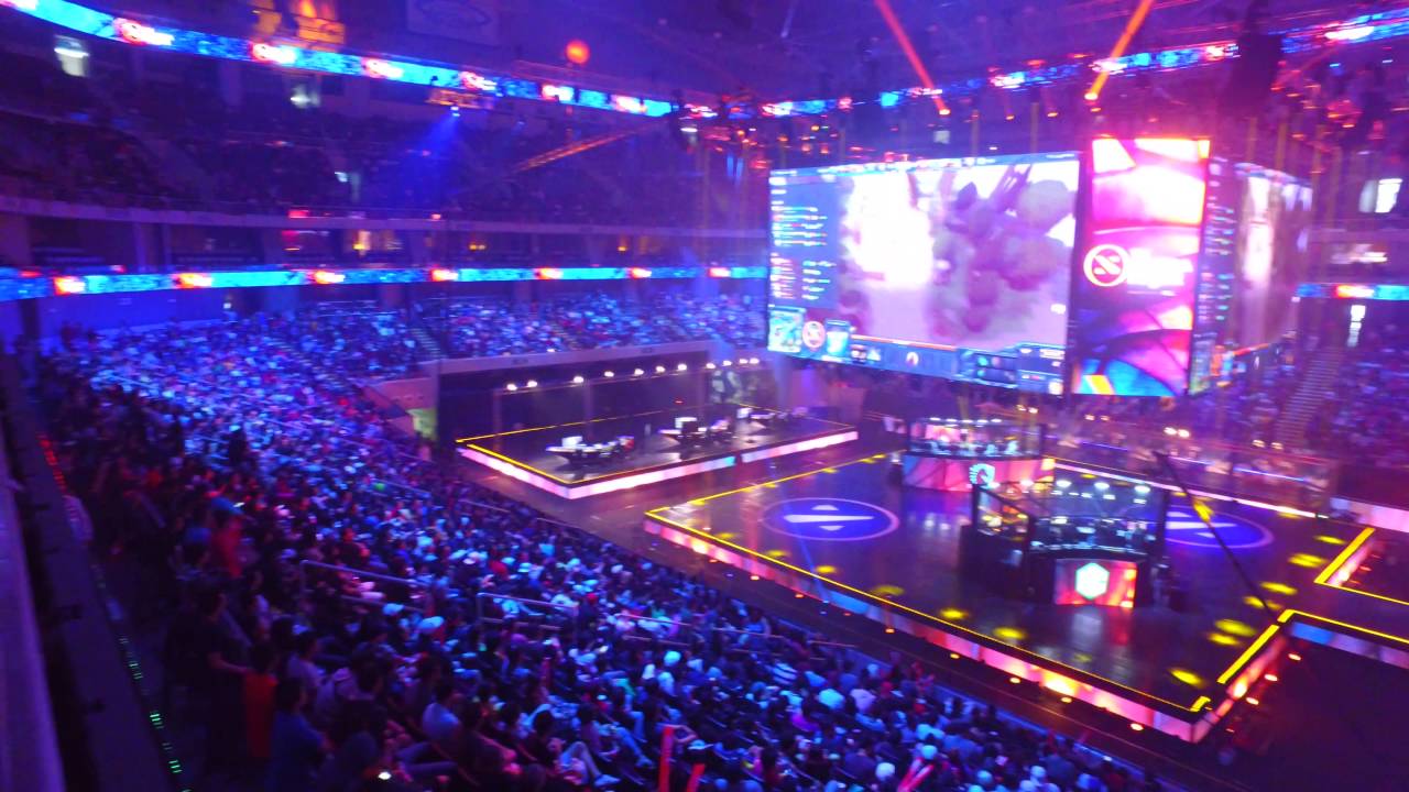 Sights and Scenes from The Manila Major 2016 - YouTube