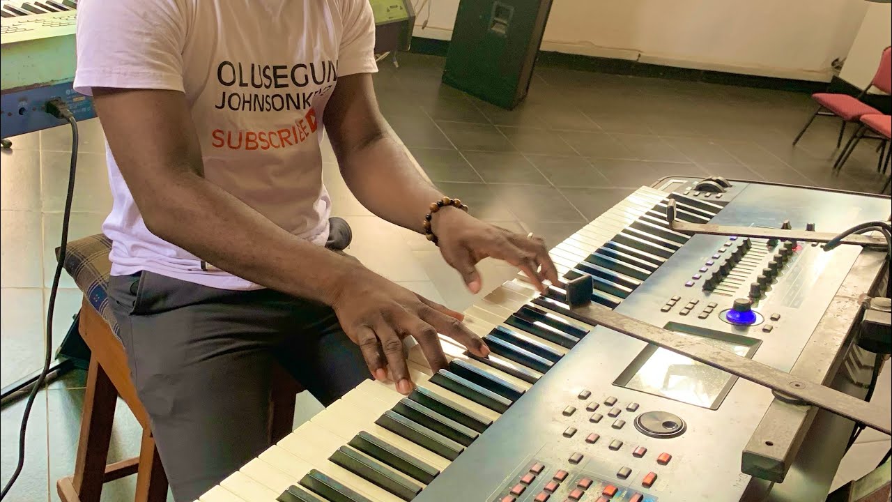 Learn Gospel Piano slurs that pro do use in key of f# Part 2 | Piano ...