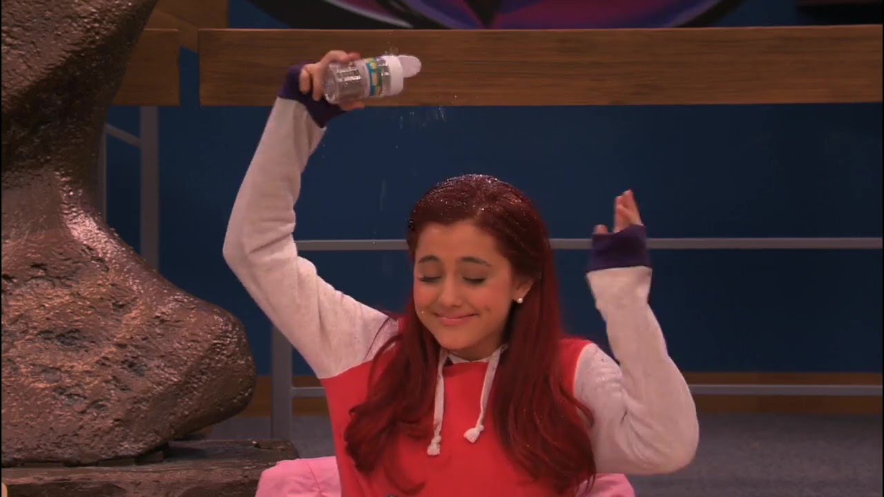 Cat Valentine funniest moments on Victorious (Part 8) - YouTube