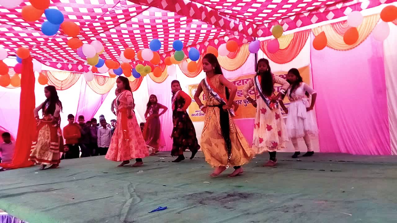 Desh rangila rangila desh Mera rangila - YouTube