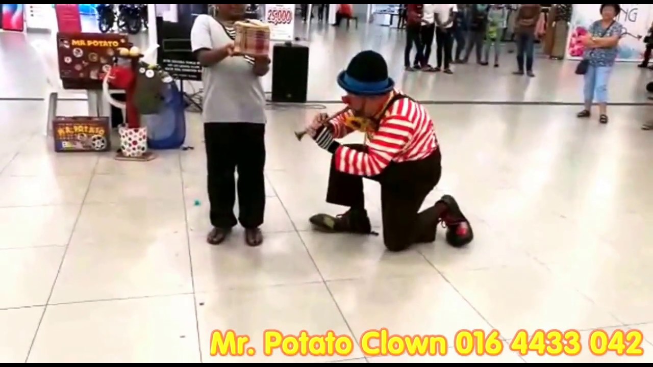 Mr Potato Clown Vol 45: Comedy Snake Magic - YouTube