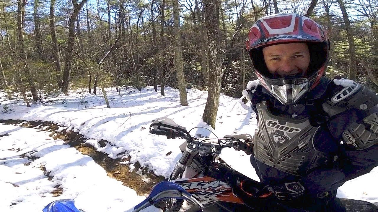 Brown Mtn. Dirt Bike Snow Ride. 2t vs 4t, KTM vs Yamaha, Braaap!! Set 720p viewing!! - YouTube