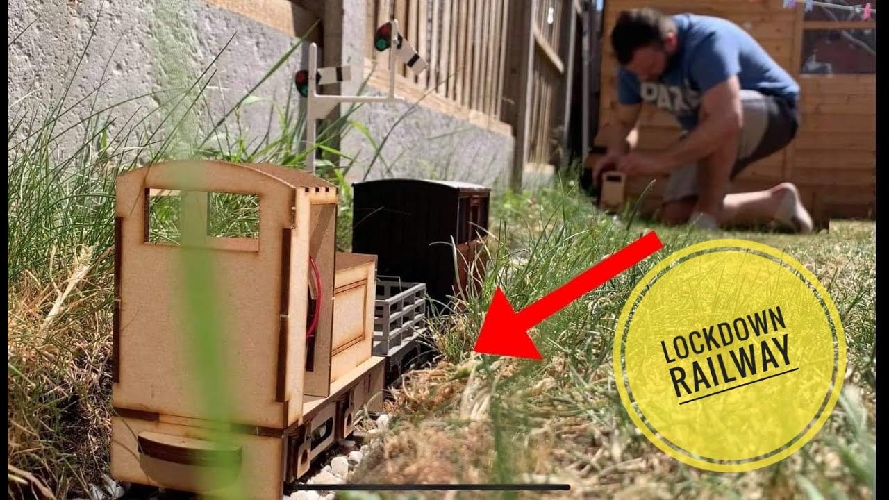 Early Days Of The Lockdown Railway! (16mm Garden Railway) - YouTube