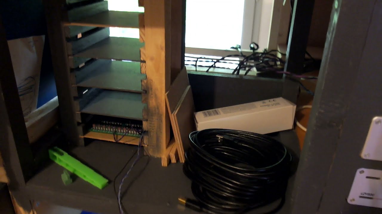 Rack, câblages et rangement avant de continuer les travaux ! - YouTube
