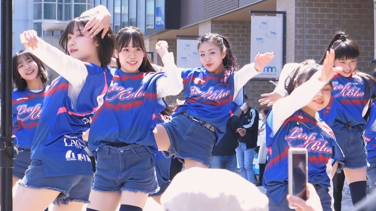 Leap-Blue(リープブルー) 大カターレデイ 富山駅南口駅前広場 1曲目 横動画 2023年5月4日 - YouTube