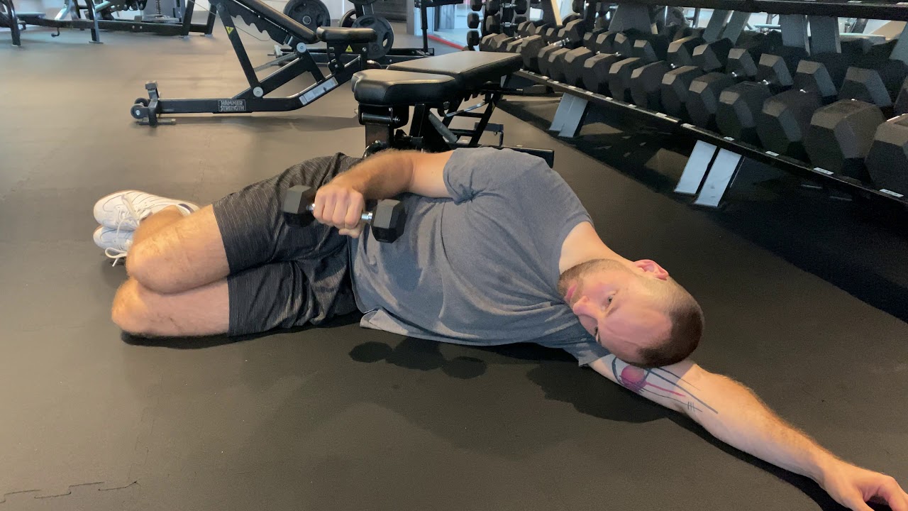 Side lying shoulder external rotation, DB - YouTube