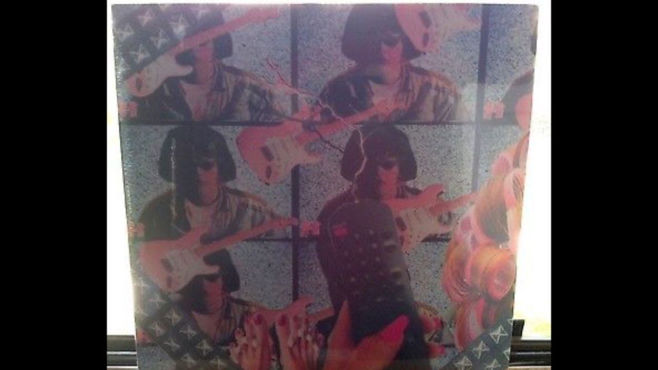 James Ferraro - Leather High School (EXTENDED INTERLUDE THINGY) - YouTube